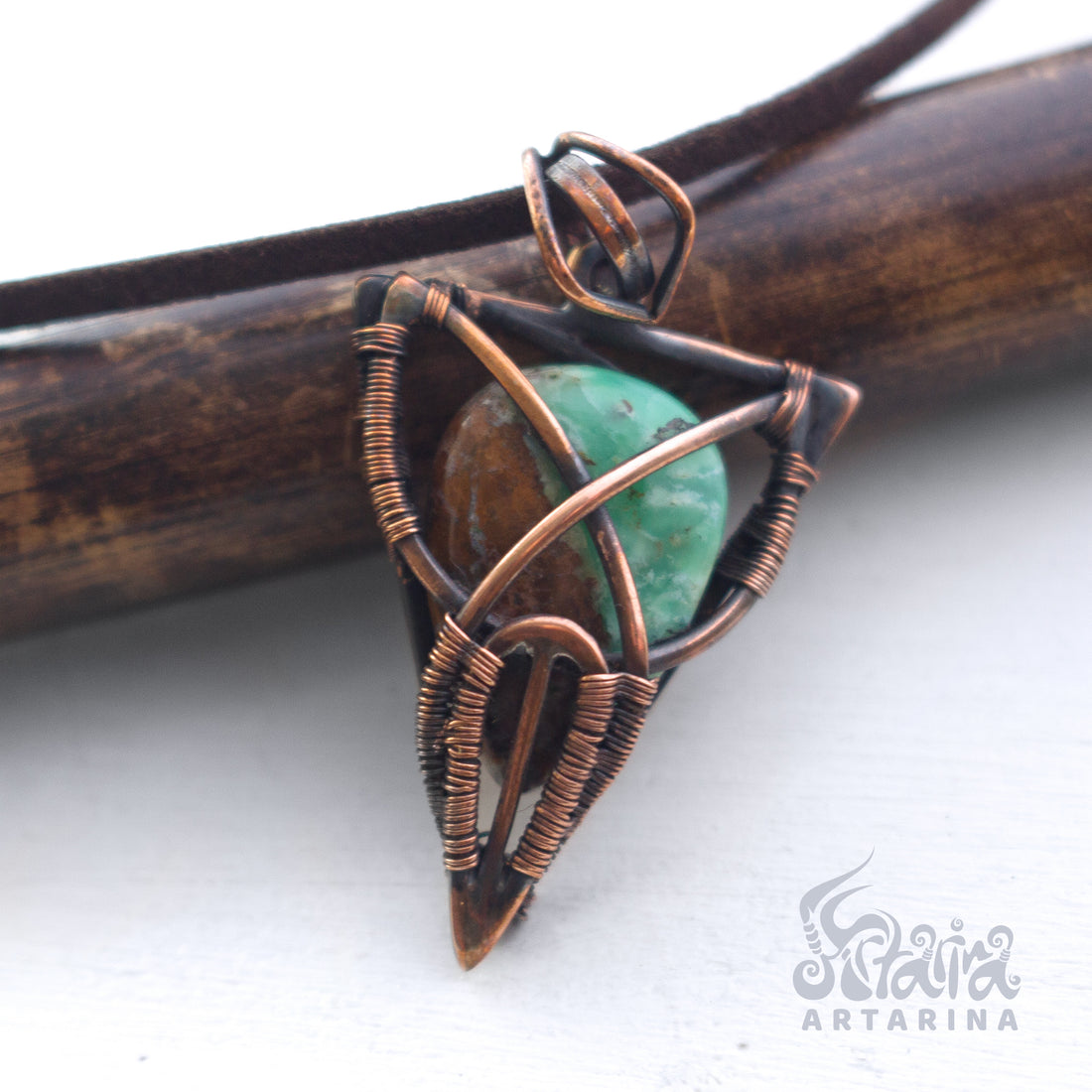 Alchemy necklace, cystal oracle spirit, magical pendant amulet – Artarina